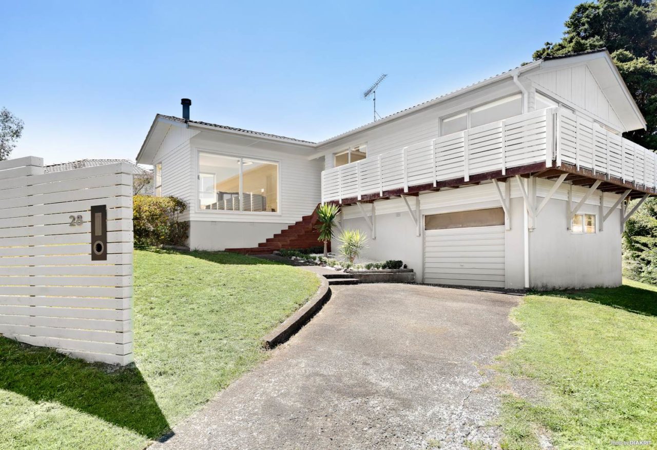 28 Castleton Street, Birkdale - André Volkov